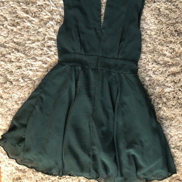 TFNC | Dresses | Nwt Tfnc Forest Green Mini Dress With Tule Lining ...